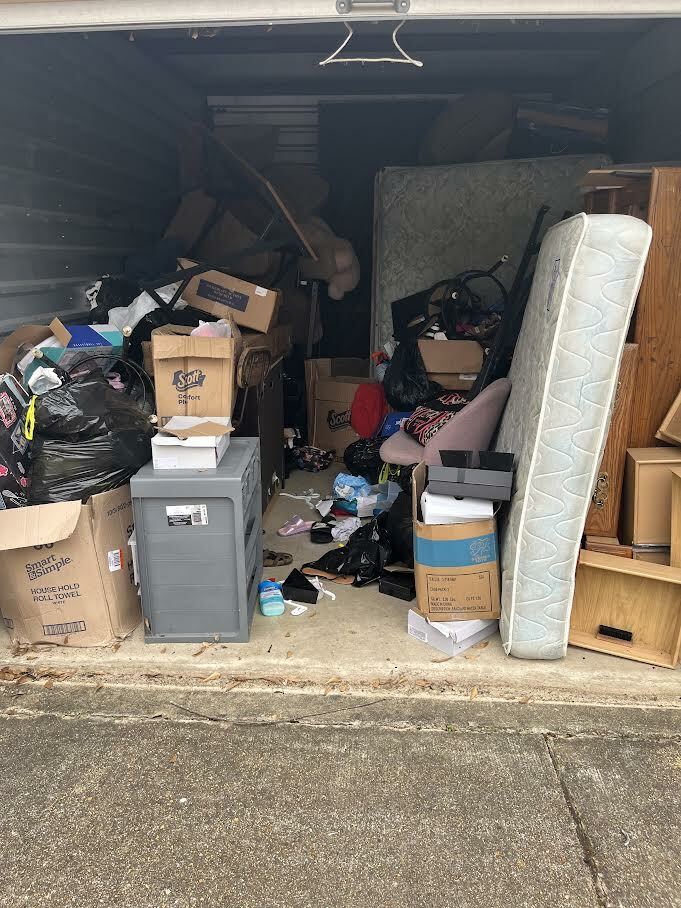 Storage Unit Auction in Tupelo , MS at Storage Max - Tupelo ends on 26th June, 2025 8:39 AM