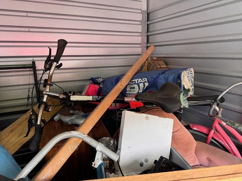 Storage Unit Auction in Sevierville, TN at Tri Star Storage ends on 6th ...