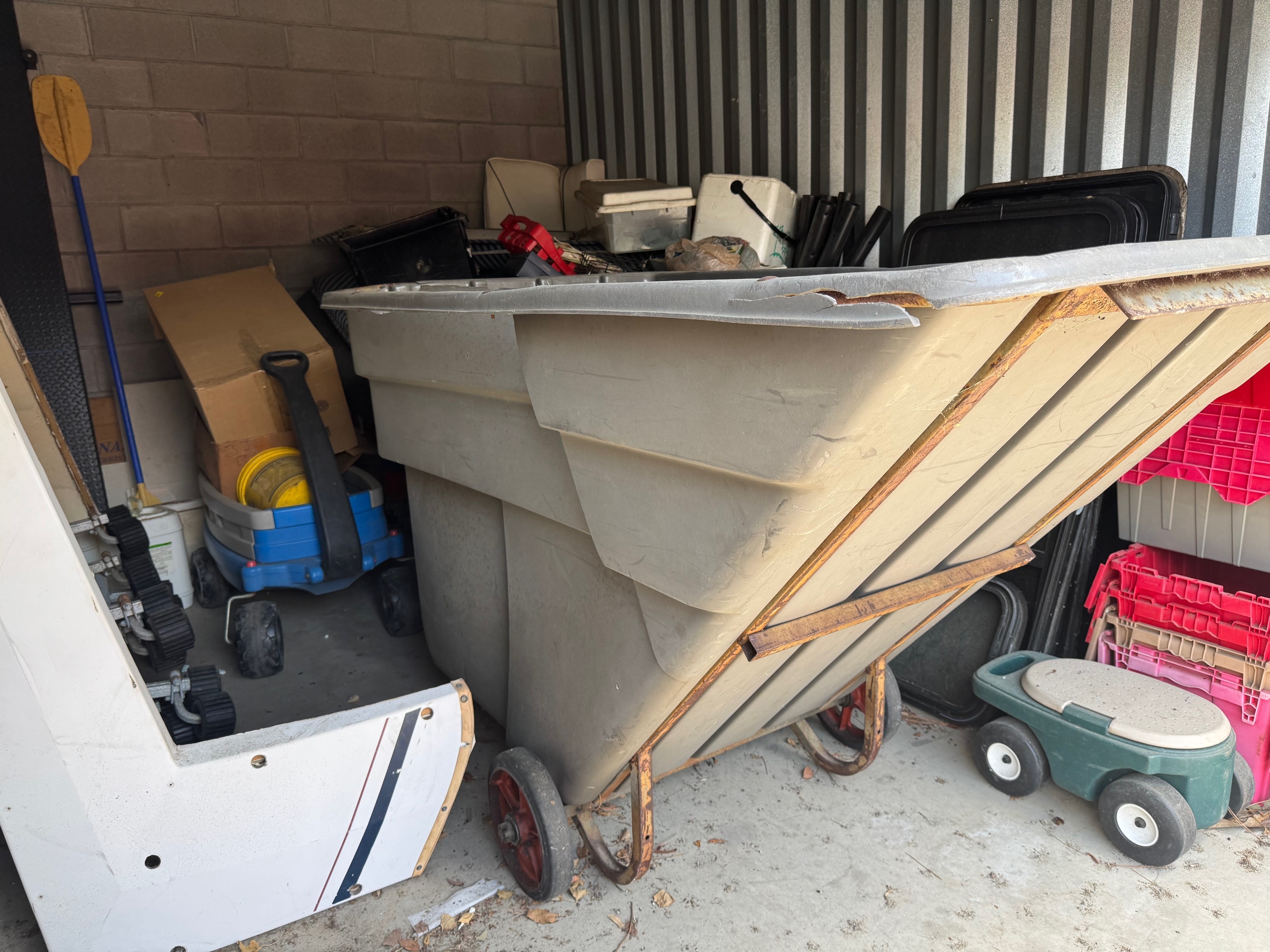 Storage Unit Auction in Savannah, GA at Continental Self Storage ...