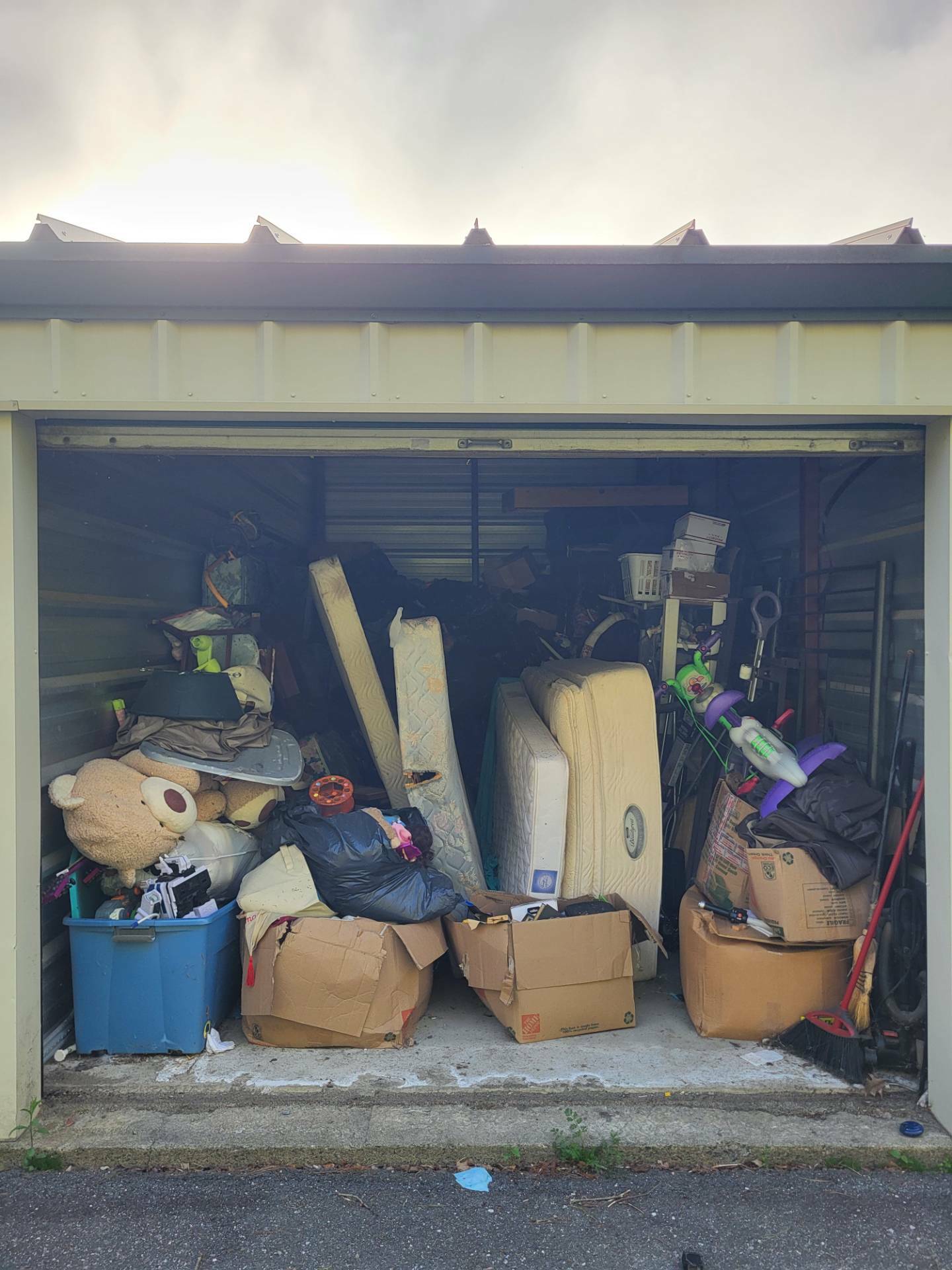 Storage Unit Auction in Lincolnville, ME at 051 All Purpose Storage ...