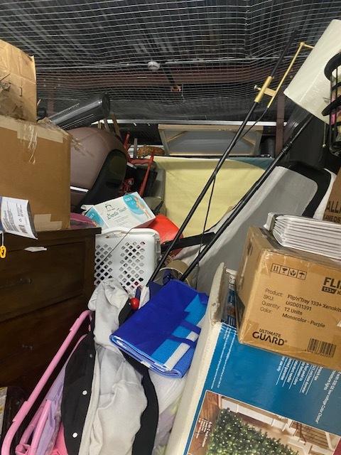 Storage Unit Auction in Baton Rouge, LA at Storage Max - Baton Rouge ...