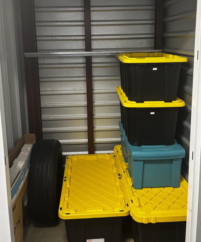 Storage Unit Auction in Coraopolis, PA at Guardian Storage - Robinson ...