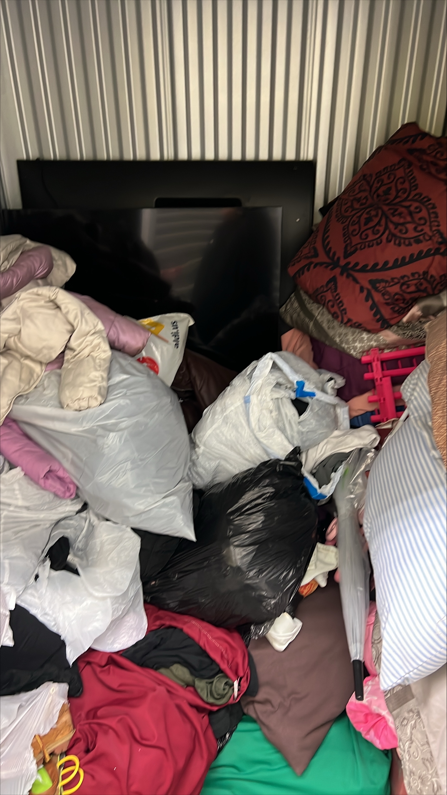 Storage Unit Auction in Chicago, IL at Safeguard Self Storage - Hermosa ...