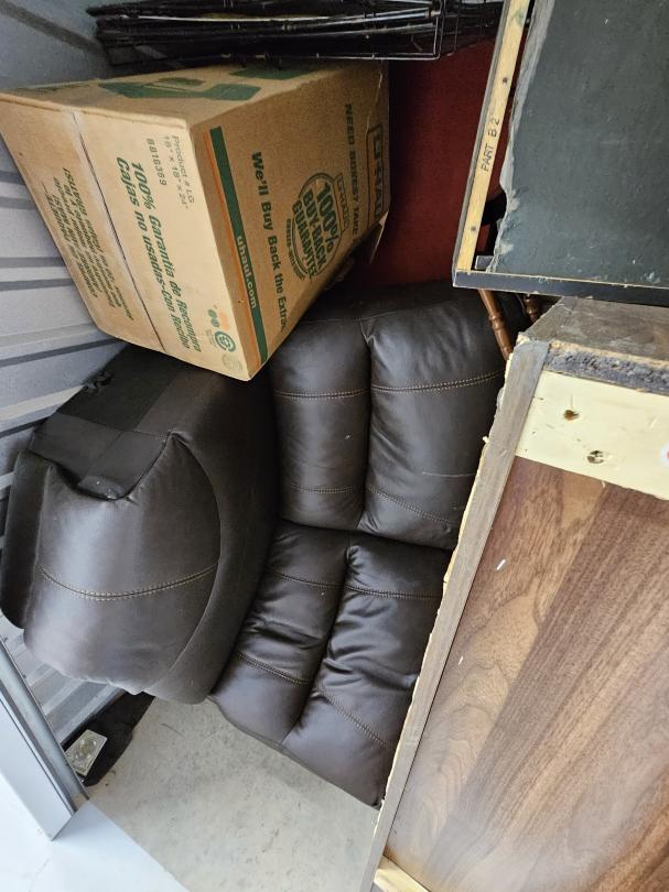 Storage Unit Auction in Athens, GA at SpareBox Storage 0106 ends on ...