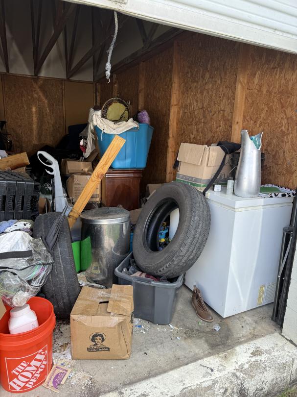 Storage Unit Auction in North Little Rock, AR at North Little Rock ...