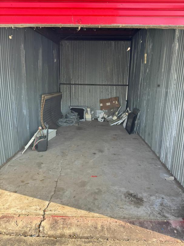 Storage Unit Auction in Lake Charles, LA at Cypress Storage - Moss ...