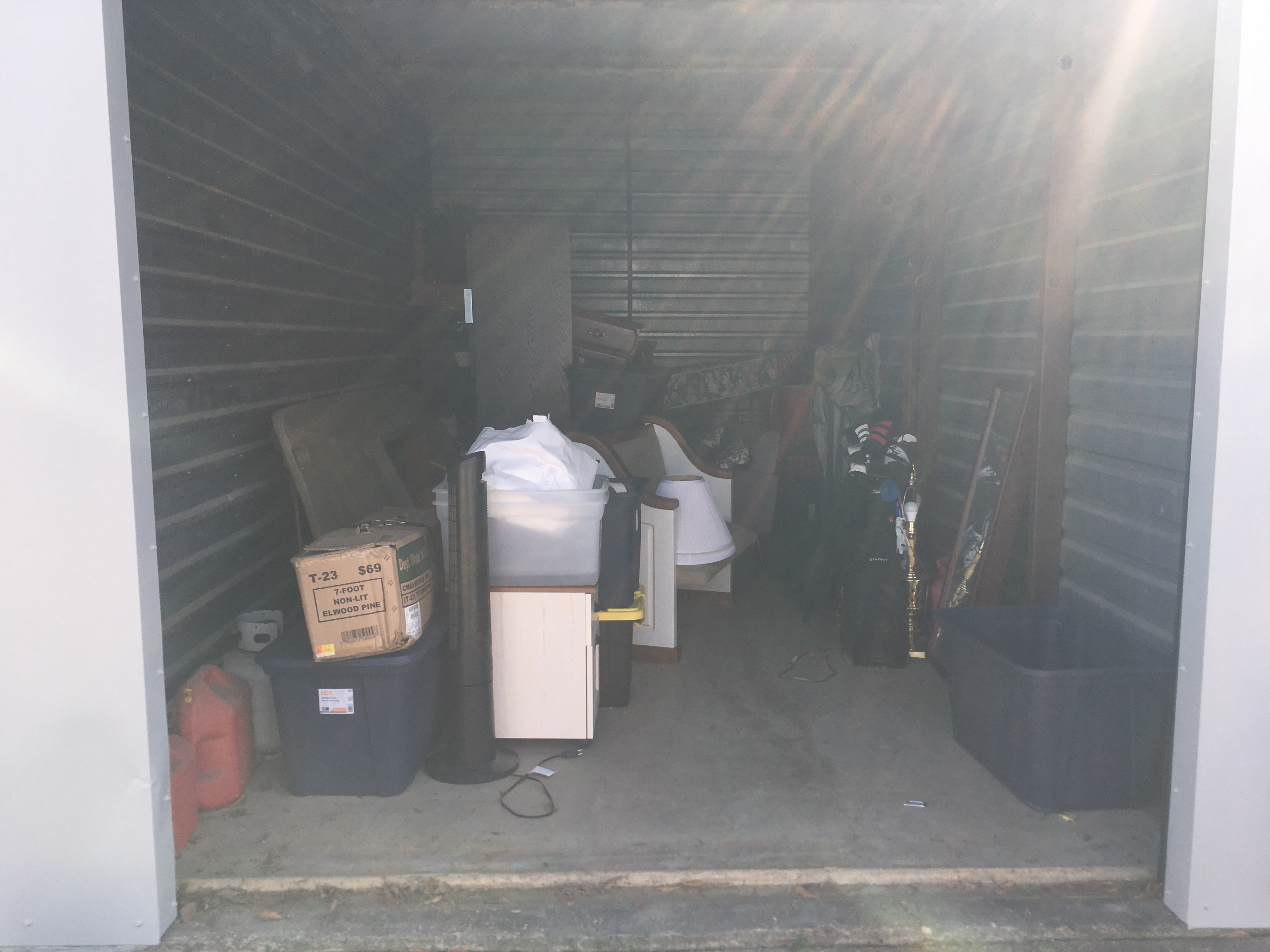 Storage Unit Auction in Clinton, MS at Storage Max - Clinton2 ends on ...