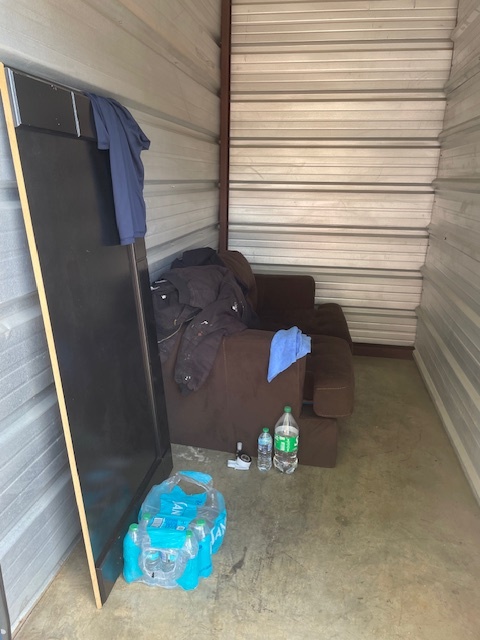 Storage Unit Auction in Pearl, MS at Storage Max - Crossgates ends on ...