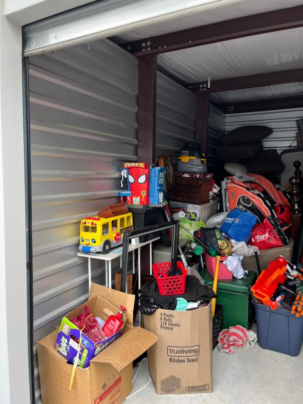 Storage Unit Auction in Bennington, VT at 033 All Purpose Storage ...