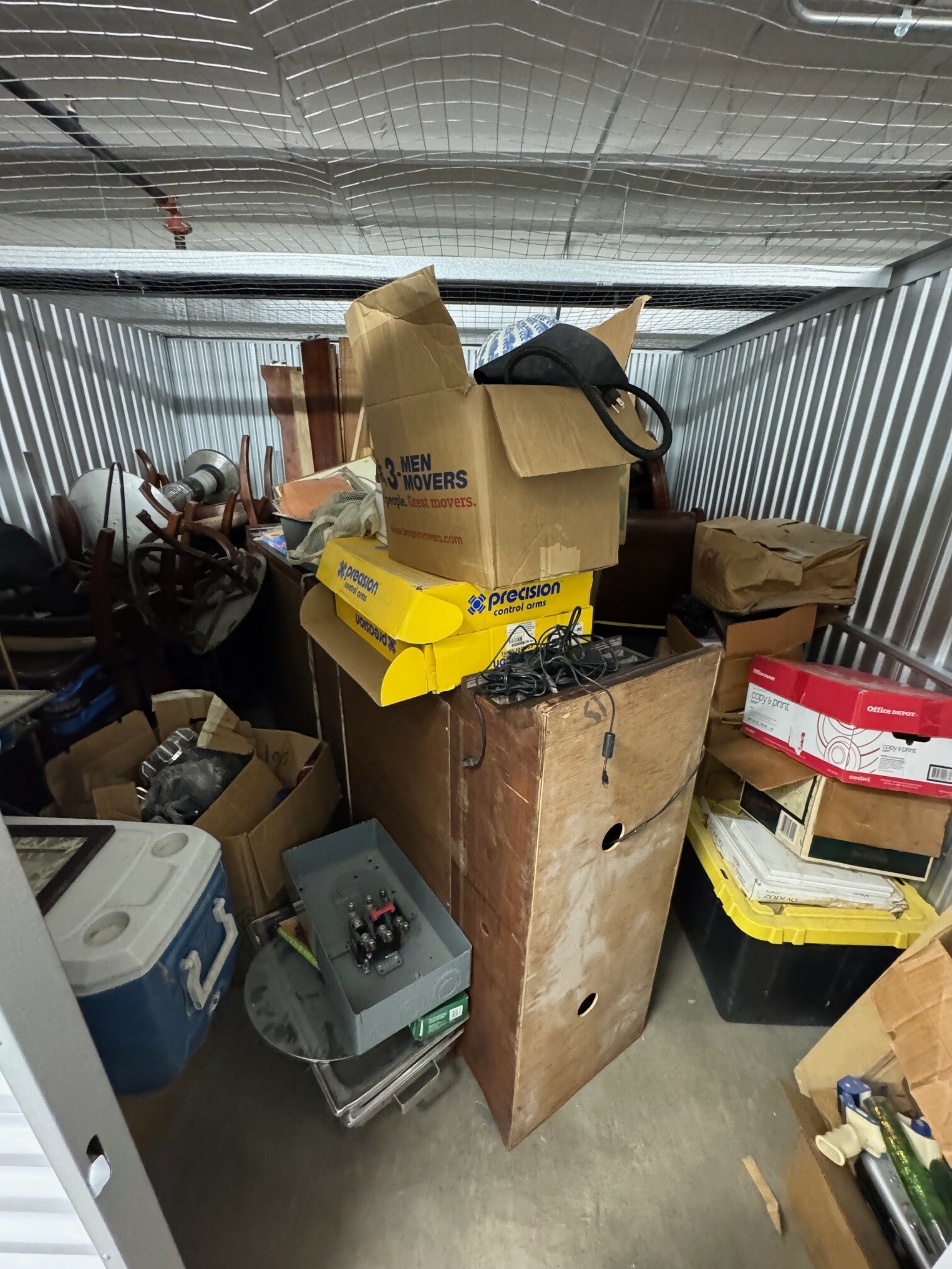 Storage Unit Auction in Houston, TX at Morningstar of Eado ends on 25th ...