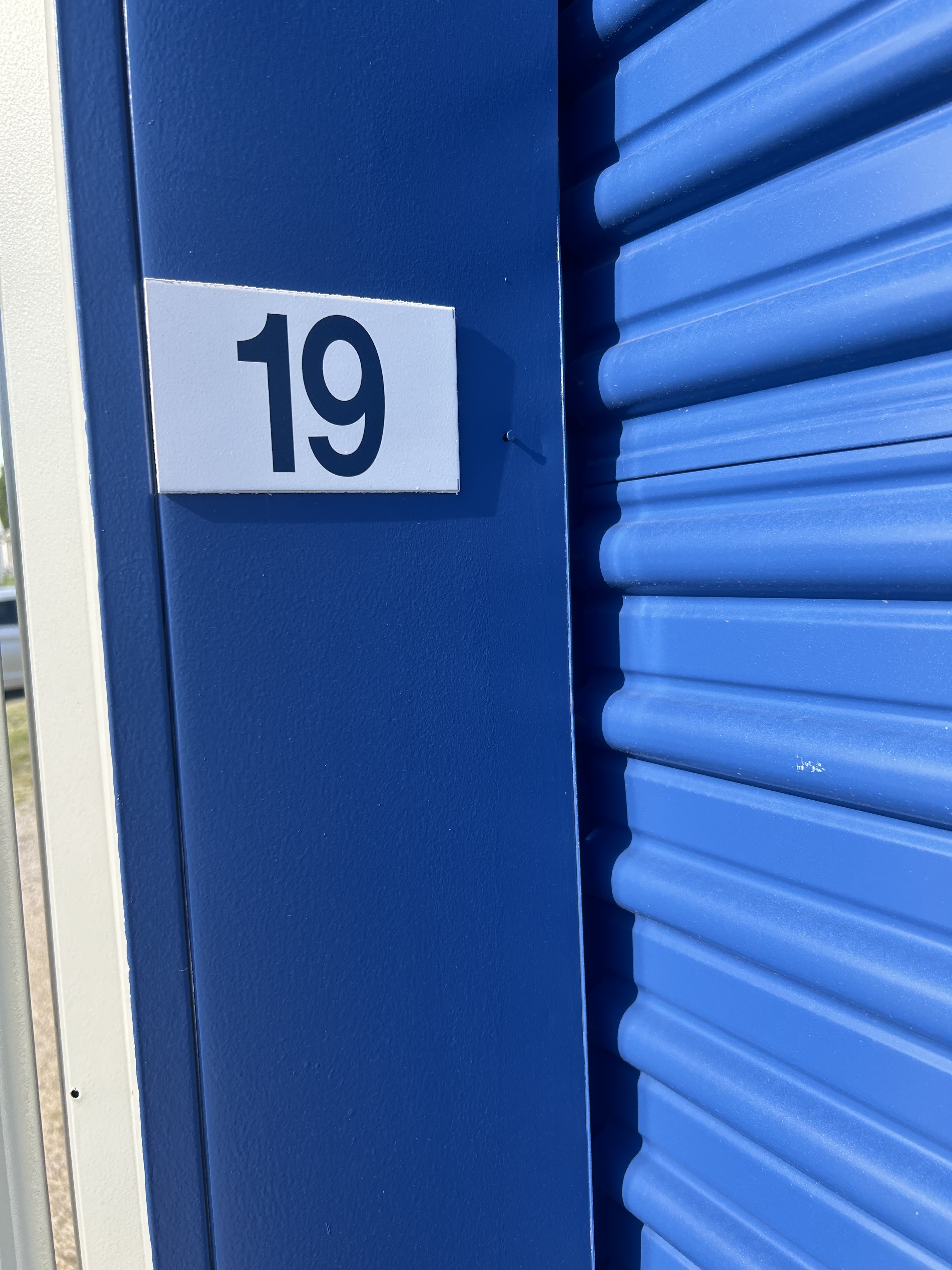 Storage Unit Auction in Jeffersonville, KY at Quick Stow Storage ends ...