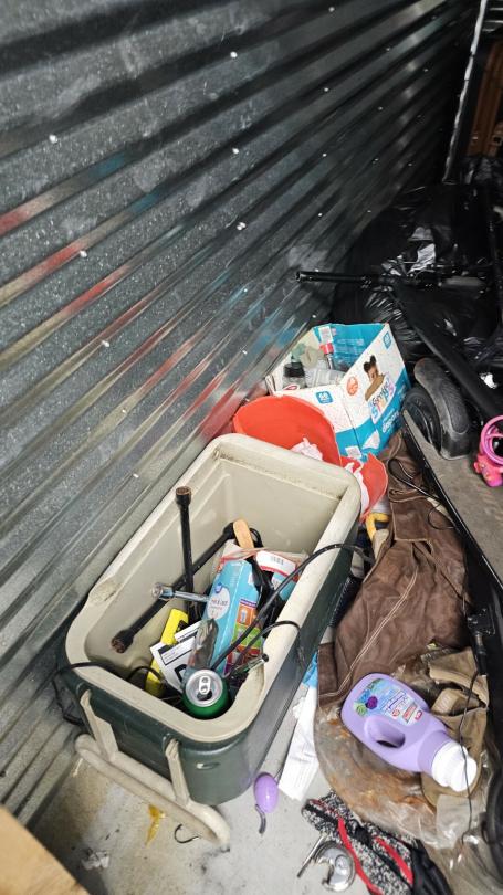 Storage Unit Auction in Cocoa, FL at Storage King USA - W. King St ends ...