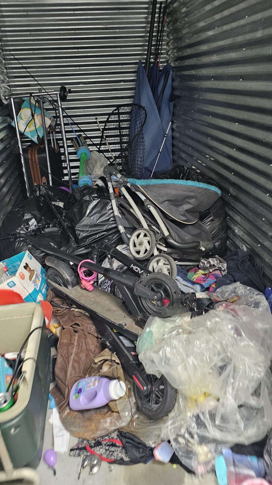 Storage Unit Auction in Cocoa, FL at Storage King USA - W. King St ends ...