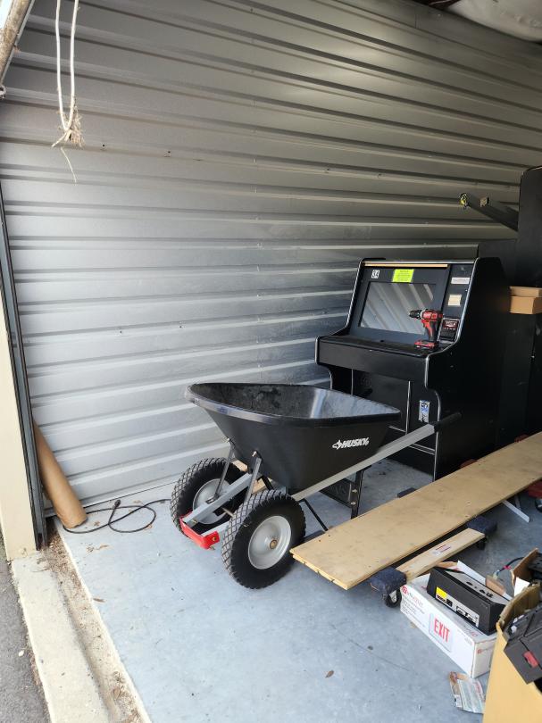 Storage Unit Auction in Belleview, FL at Sentry J3M ends on 25th June ...