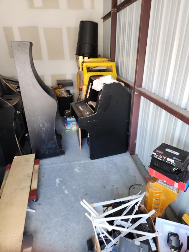 Storage Unit Auction in Belleview, FL at Sentry J3M ends on 25th June ...