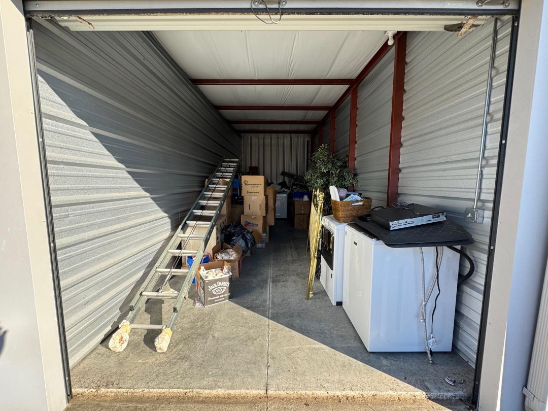 Storage Unit Auction in Chelsea, AL at Metro Mini Storage - Chelsea ...
