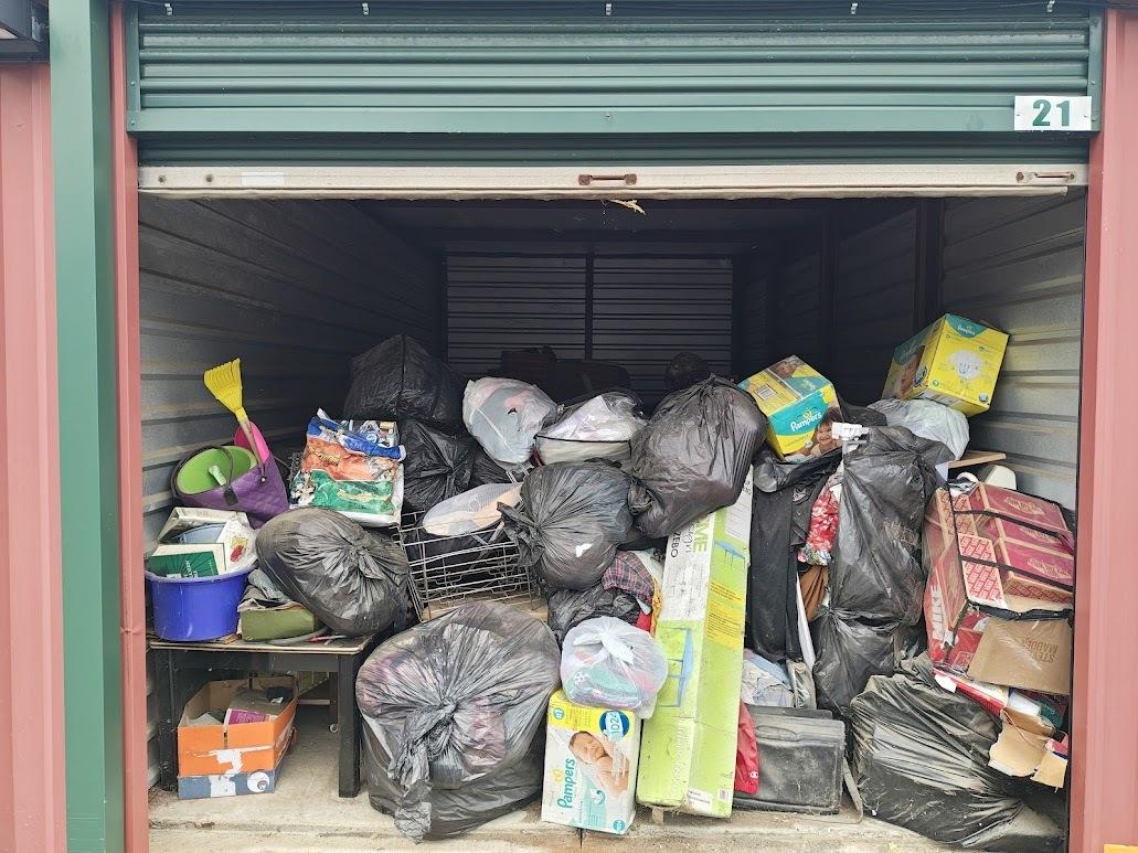 Storage Unit Auction in Haverstraw, NY at Low Tor Storage ends on 23rd ...