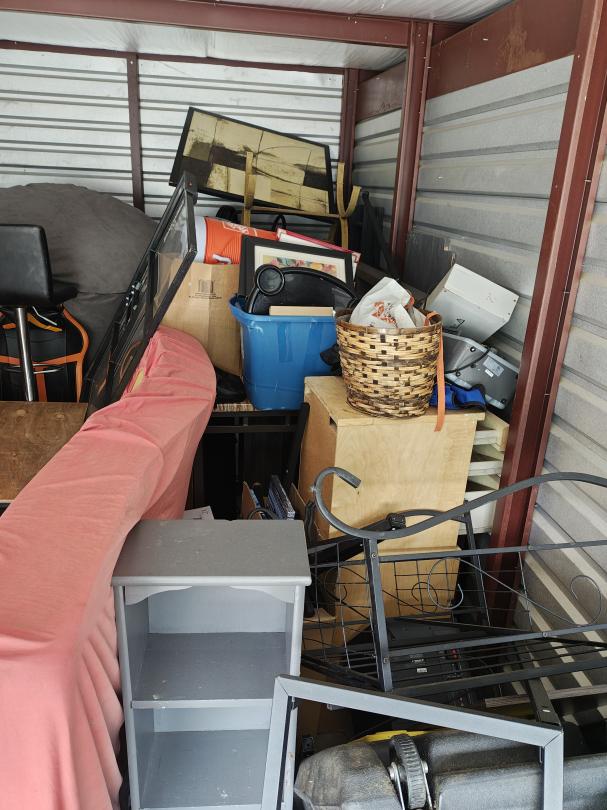 Storage Unit Auction in Haverstraw, NY at Low Tor Storage ends on 23rd ...
