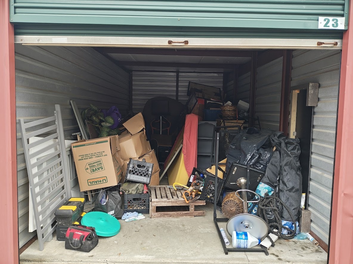 Storage Unit Auction in Haverstraw, NY at Low Tor Storage ends on 23rd ...