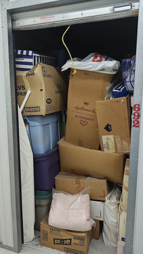 Storage Unit Auction in Haverstraw, NY at Low Tor Storage ends on 23rd ...