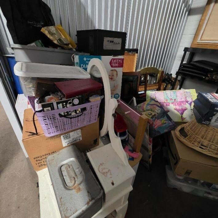 Storage Unit Auction in Kalamazoo, MI at Kalamazoo Storage Center ends ...