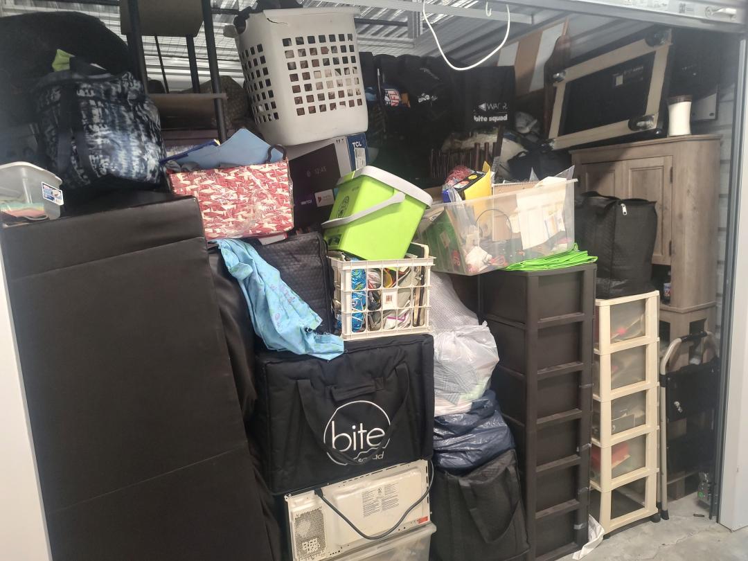 Storage Unit Auction in Ridgeland, MS at StorageMax Ridgeland ends on ...