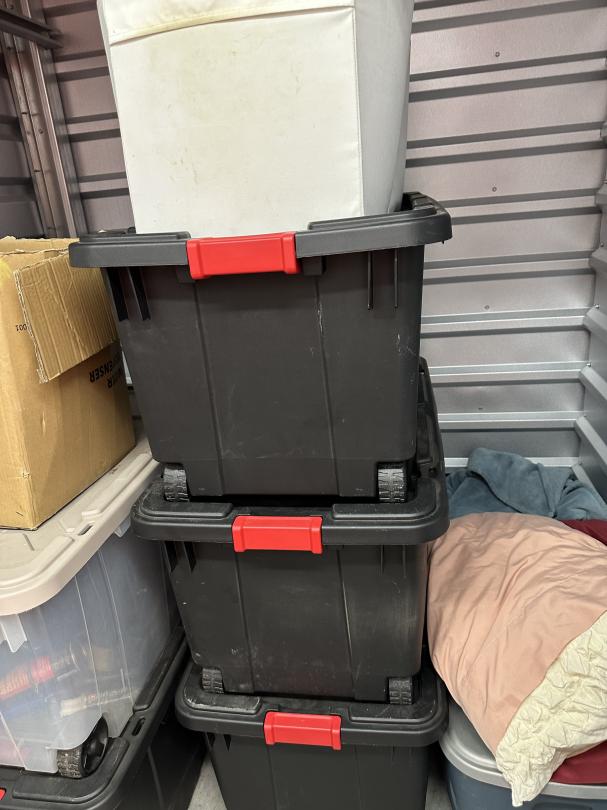 Storage Unit Auction in Springfield , IL at U-Haul Moving & Storage at ...