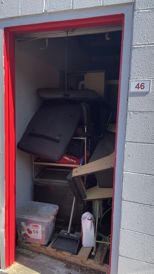 Storage Unit Auction in Pearl, MS at 1st Stop Storage- Hwy 468 ends on ...