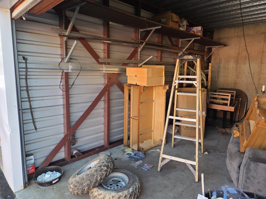 Storage Unit Auction in High Ridge, MO at Art's High Ridge Self Storage ...