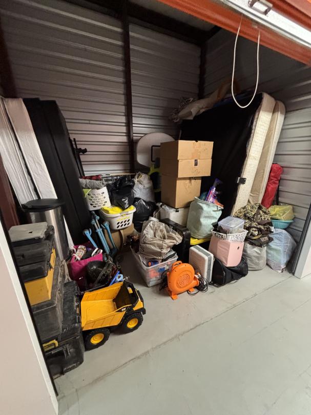 Storage Unit Auction in Houma, LA at Dependable Storage - Houma ends on ...