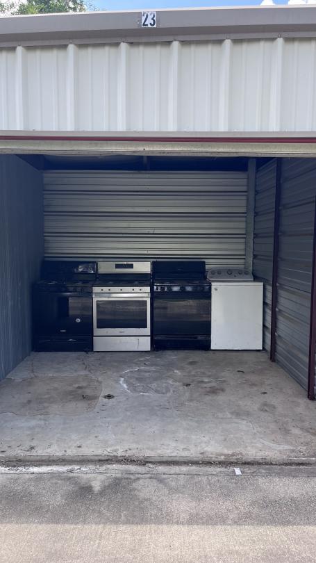 Storage Unit Auction in Tallulah , LA at Delta Self Storage ends on ...