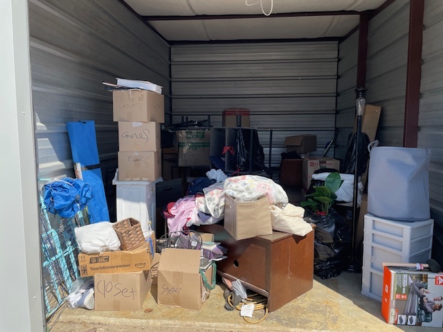 Storage Unit Auction in Pearl, MS at Storage Max - Crossgates ends on ...