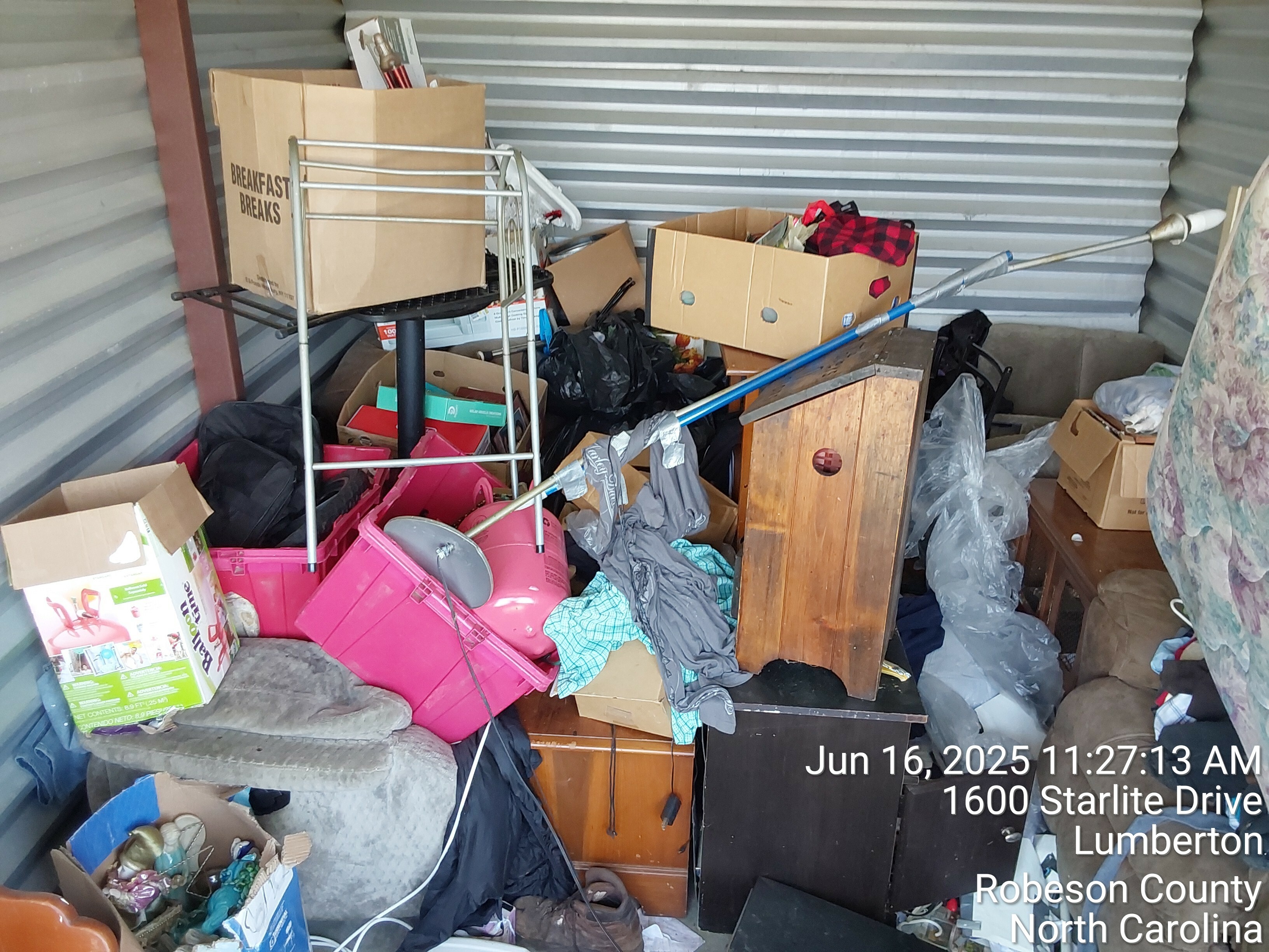 Storage Unit Auction in Lumberton, NC at Trilink Lumberton - Starlite ...
