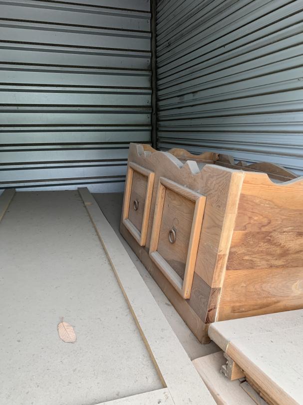 Storage Unit Auction in Schertz, TX at A-AAA Key Mini Storage -Schertz ...