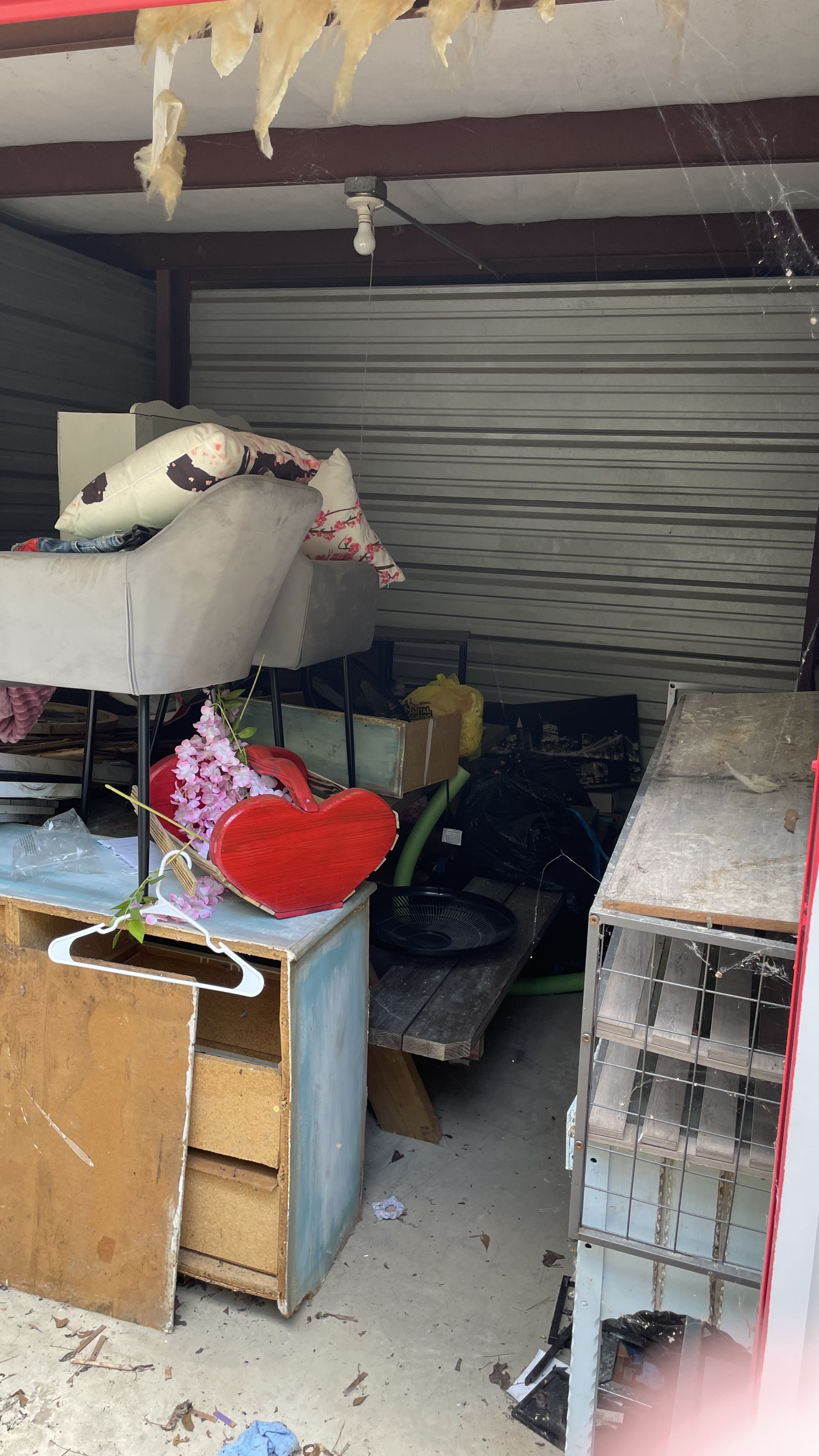 Storage Unit Auction in Brandon, MS at 1st Stop Storage- 471 Brandon ...