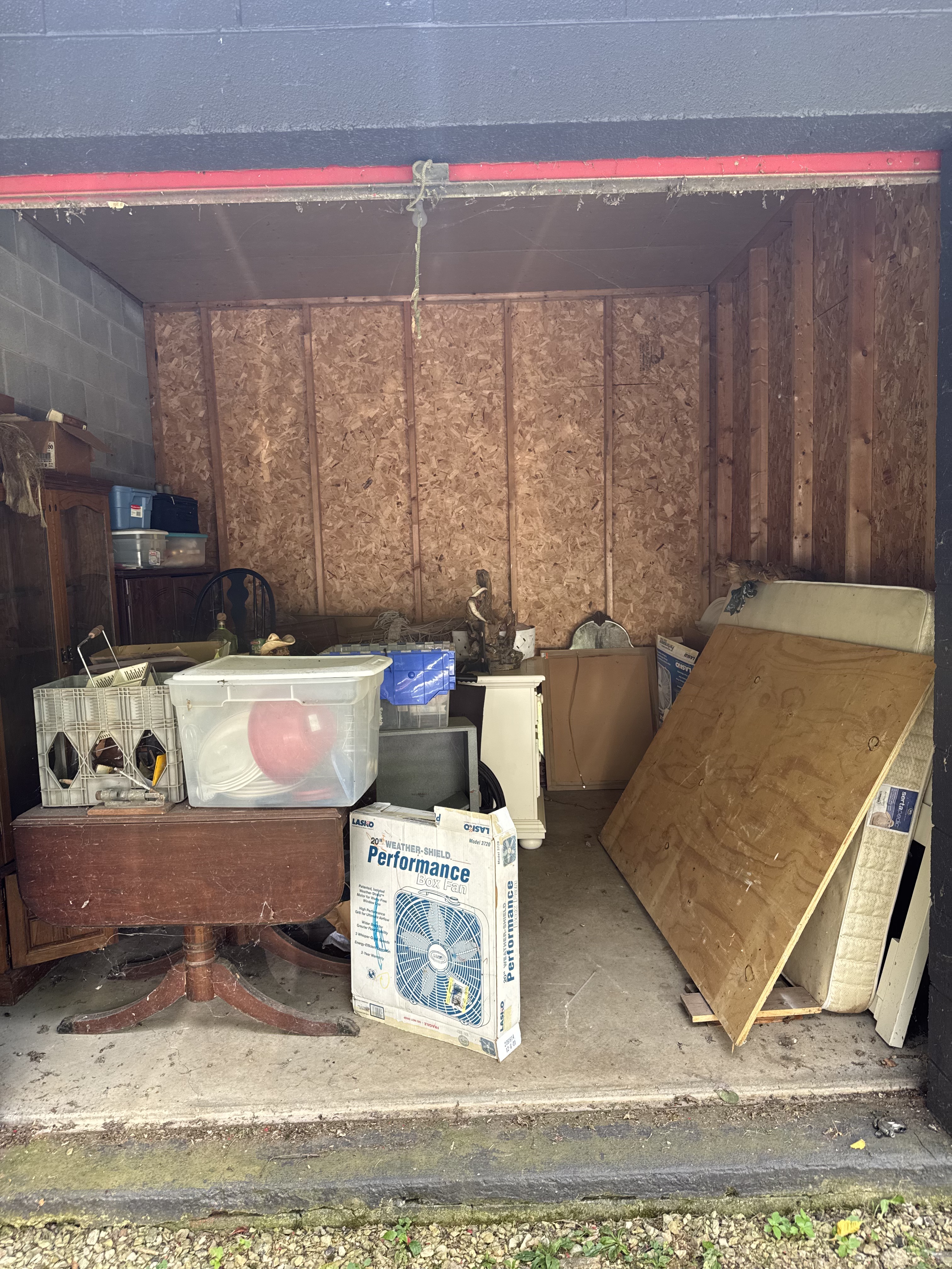 Storage Unit Auction in Maryville, TN at Red Shark Storage- Maryville ...