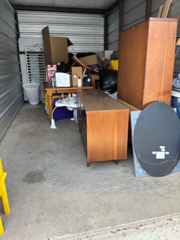 Storage Unit Auction in Covington, LA at Liberty Self Storage Covington ...
