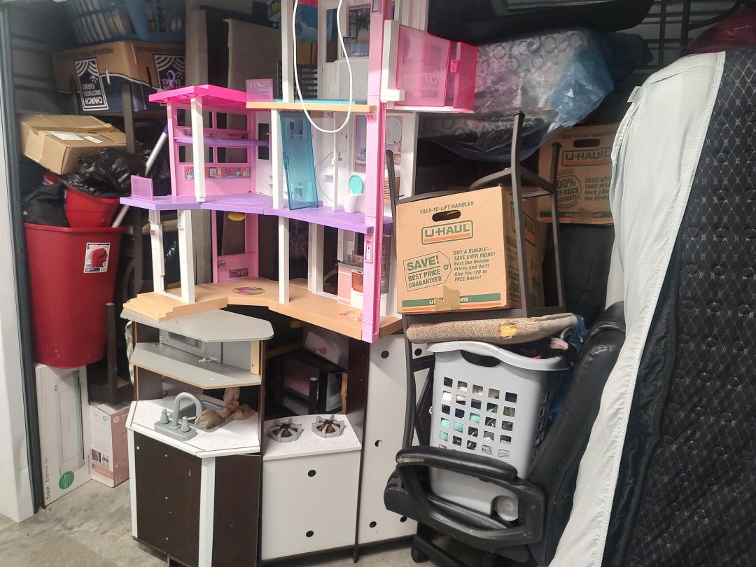 Storage Unit Auction in Ridgeland, MS at StorageMax Ridgeland ends on ...