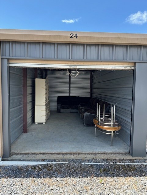 Storage Unit Auction in Rome, GA at Rooms To Storage - Rockmart Rd ends ...