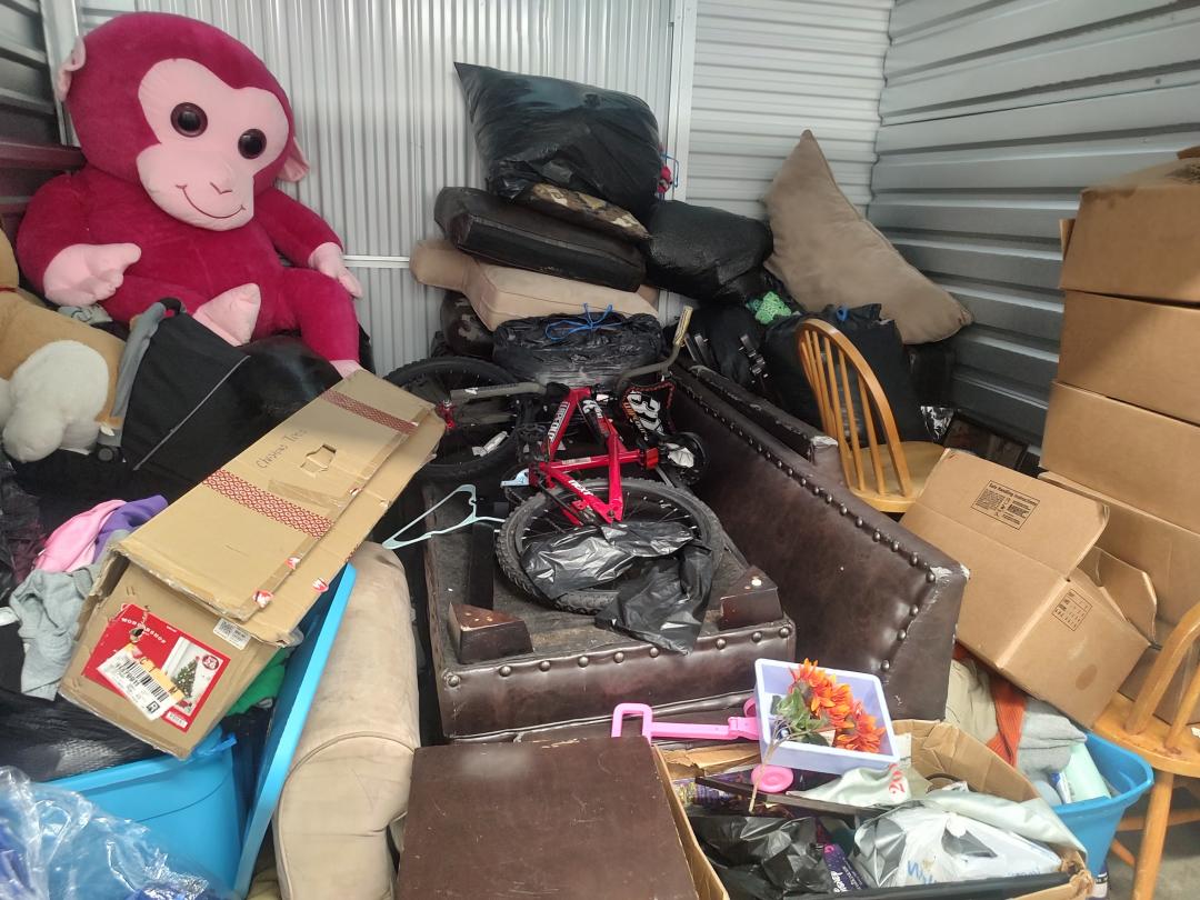 Storage Unit Auction in Ridgeland, MS at StorageMax Ridgeland ends on ...