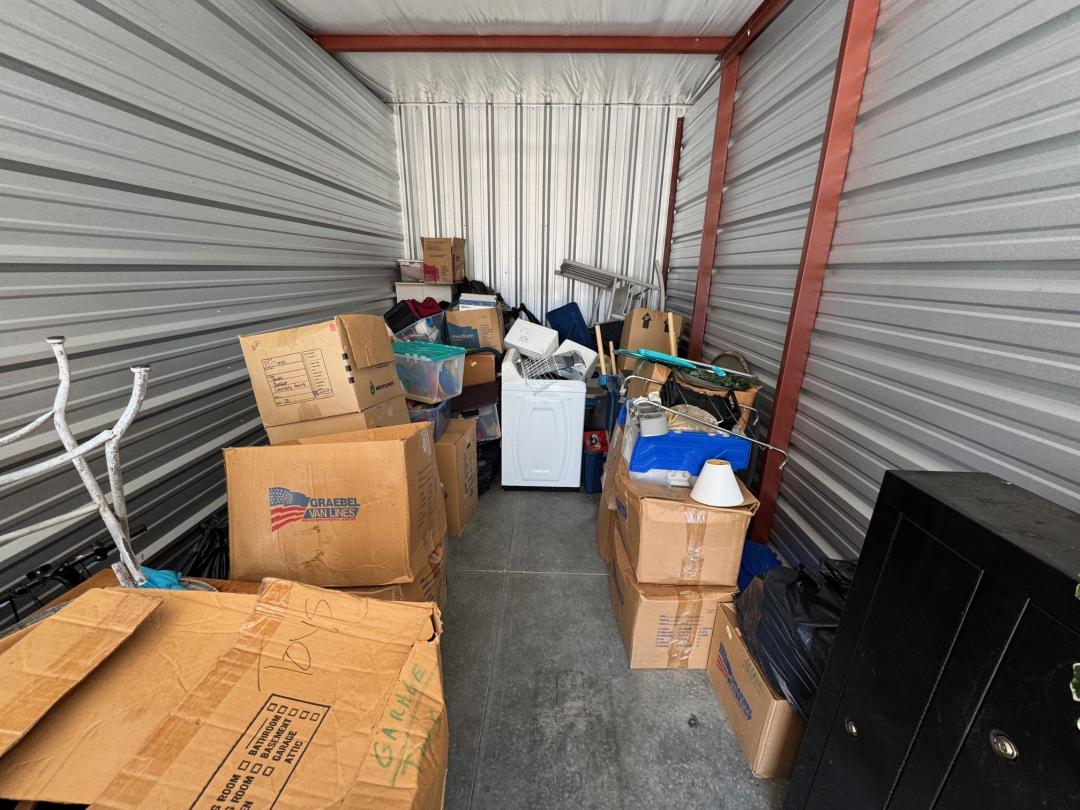 Storage Unit Auction in Chelsea, AL at Metro Mini Storage - Chelsea ...