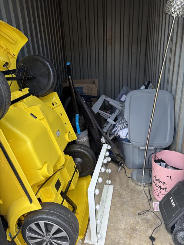 Storage Unit Auction in Little Rock, AR at A-AAA Key Mini Storage ...