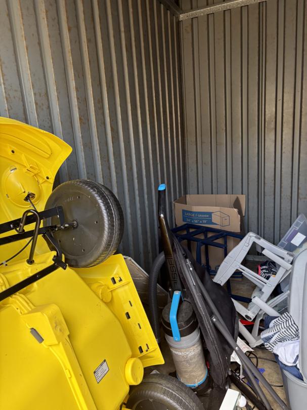 Storage Unit Auction in Little Rock, AR at A-AAA Key Mini Storage ...