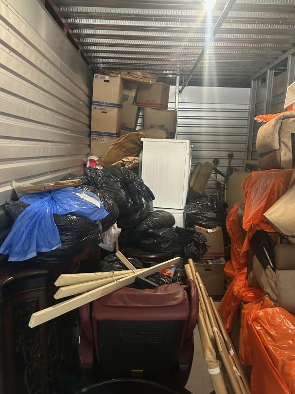 Storage Unit Auction in Kissimmee, FL at Your Storage Units - Kissimmee ...