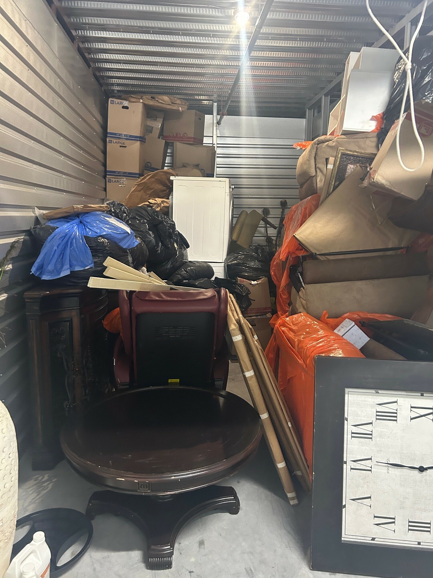 Storage Unit Auction in Kissimmee, FL at Your Storage Units - Kissimmee ...