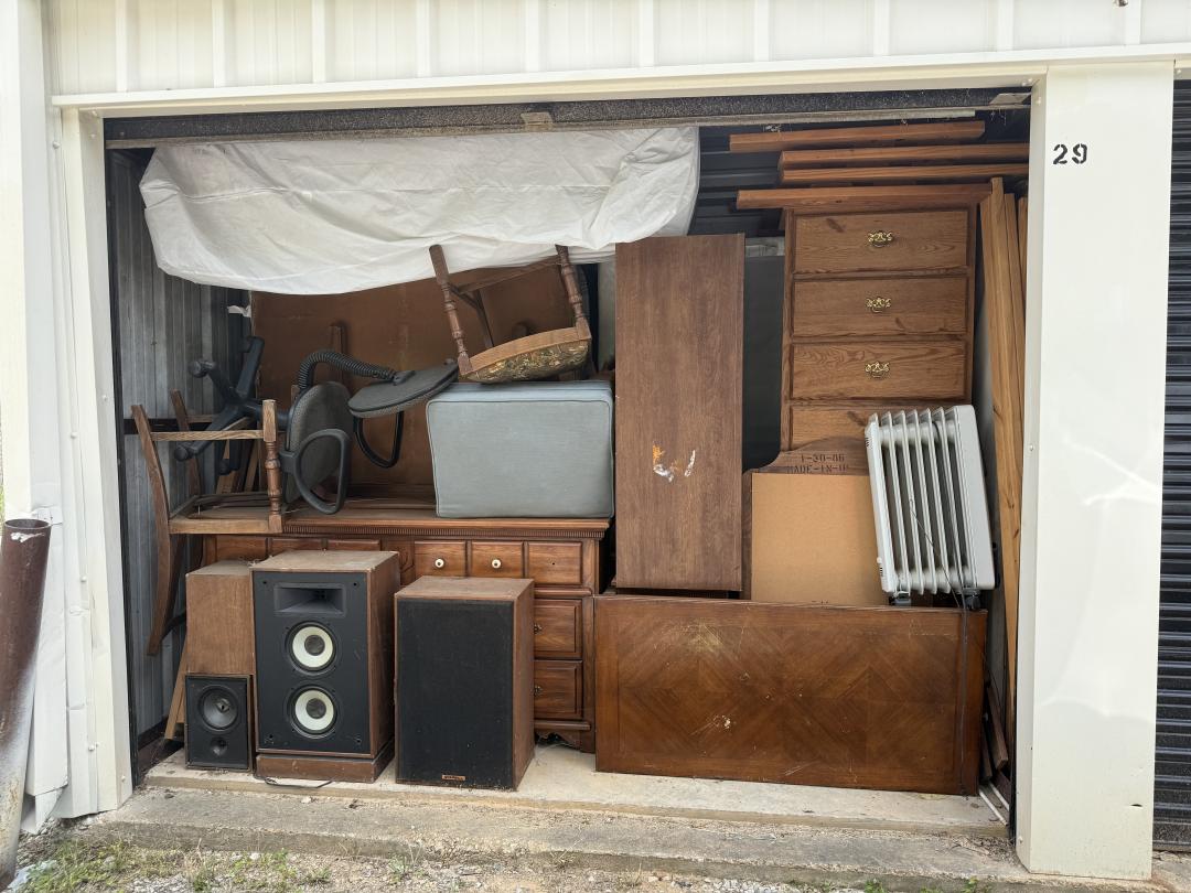 Storage Unit Auction in Carthage, MS at EM & 35, LLC ends on 15th ...