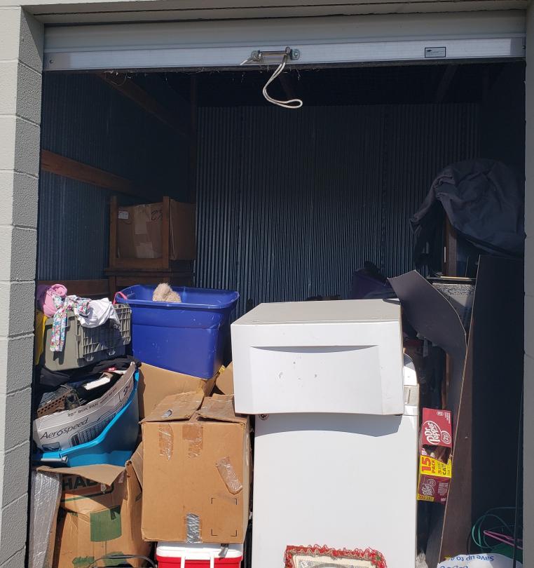 Storage Unit Auction in Springfield, TN at Red Dot Storage 30 ends on ...